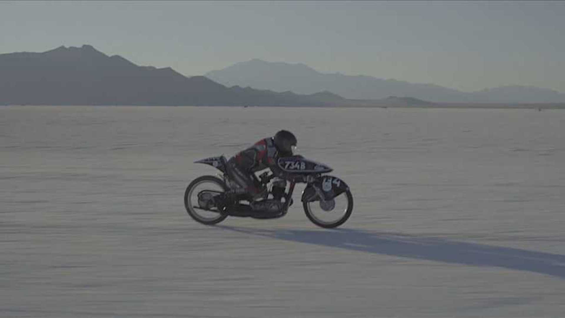 This Woman Motorcyclist Just Rode into Her Land Speed Record Dreams at ...