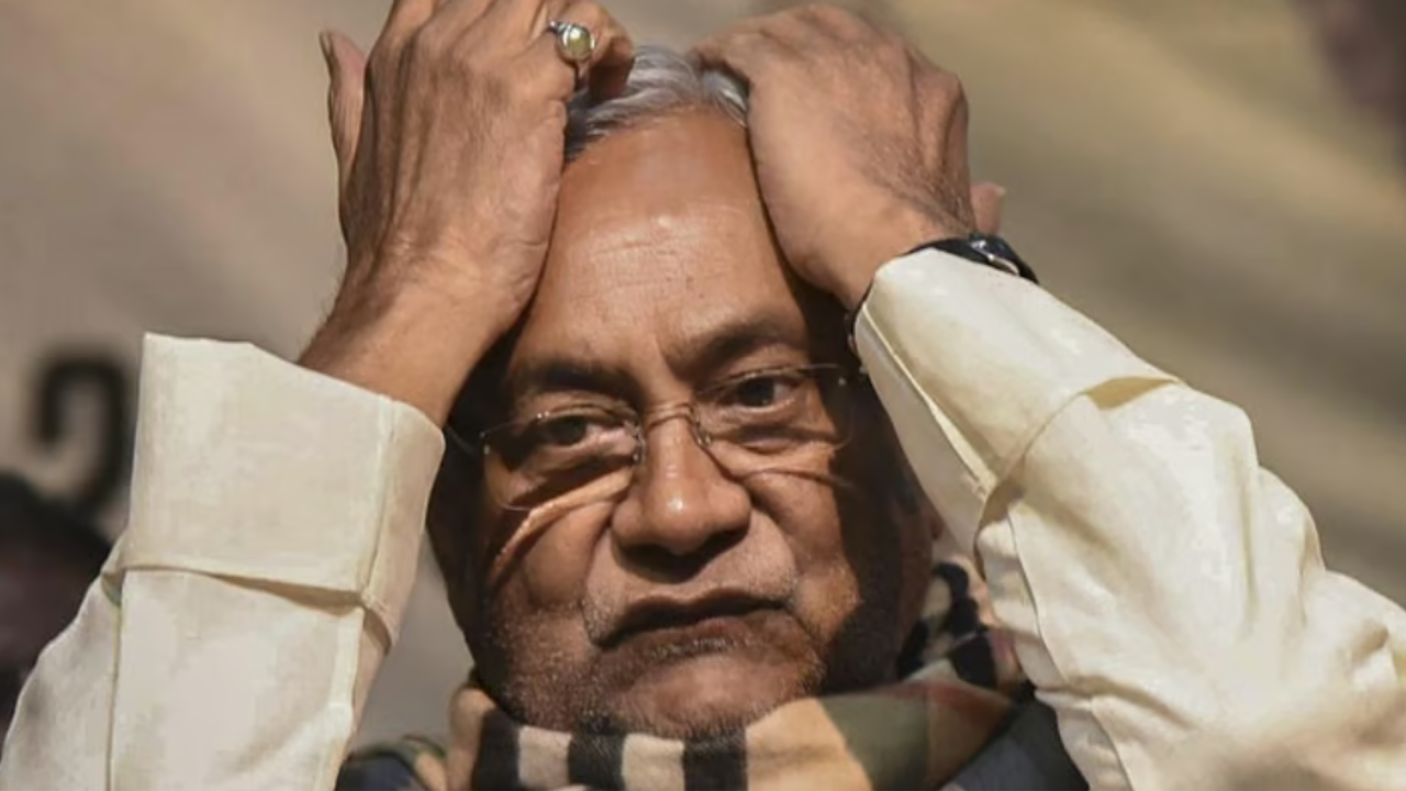 Nitish Kumar, King Of Flip-Flops, Declares NDA Loyalty Before Bihar Polls