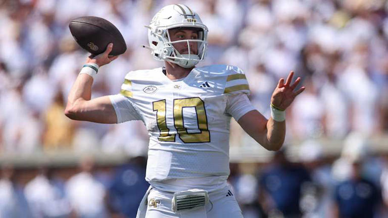 Greg McElroy reveals top 'giant killer' team in college football