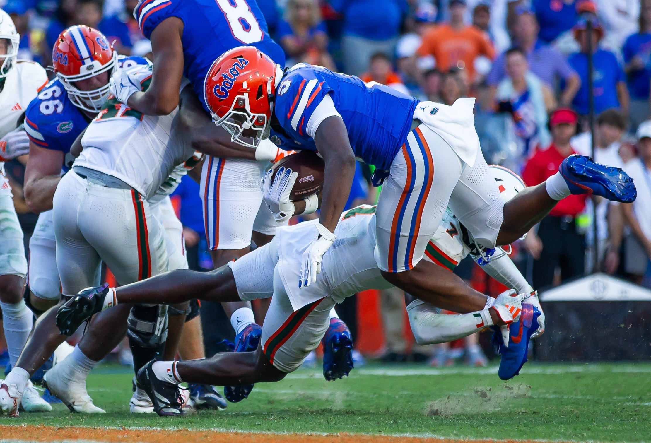 Florida vs. Miami early predictions, picks, odds: Who wins Week 4 ...