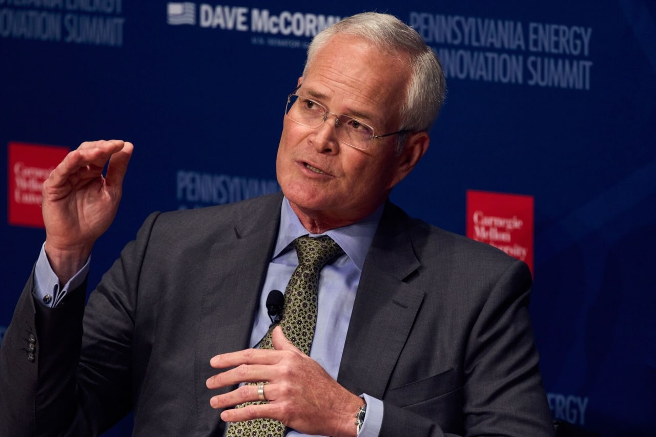 Exxon’s New Ally in Fight With Activists: Its Own Retail Investors