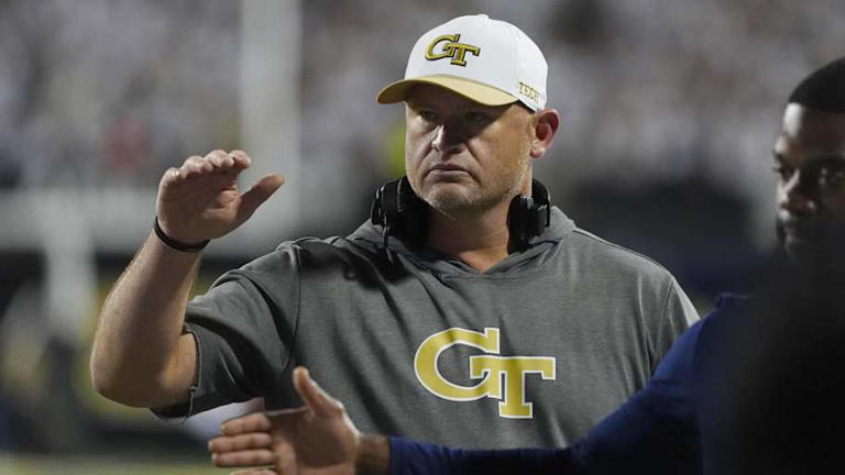 Greg McElroy reveals top 'giant killer' team in college football