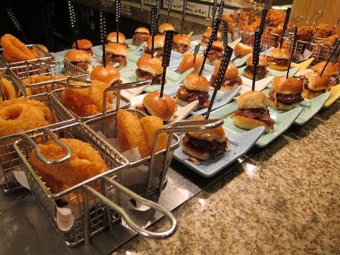 Why the Bacchanal Buffet Is the Ultimate Las Vegas Feast