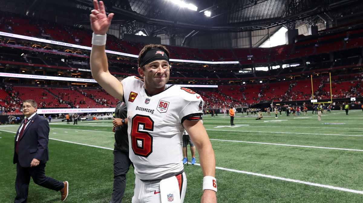 Buccaneers’ Baker Mayfield wears Whitney Houston shirt for road trip to ...