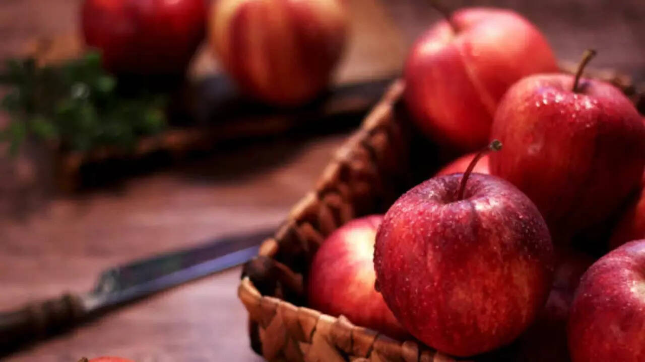 Diabetes and prediabetes: 10 fruits that don't spike blood sugar level