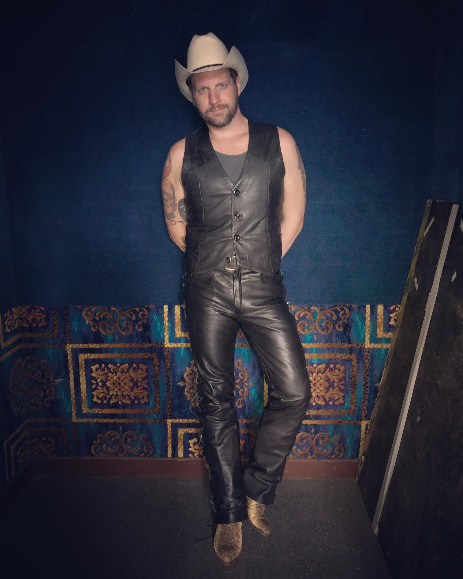 Hear country artists perform songs by Johnny Cash and Dolly Parton in ...