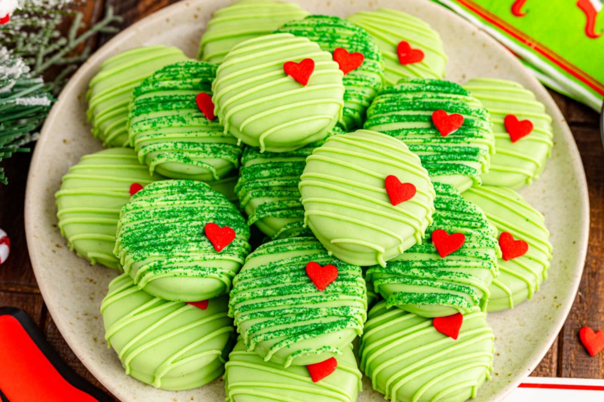 Your heart will grow 3 sizes with these festive cookies!