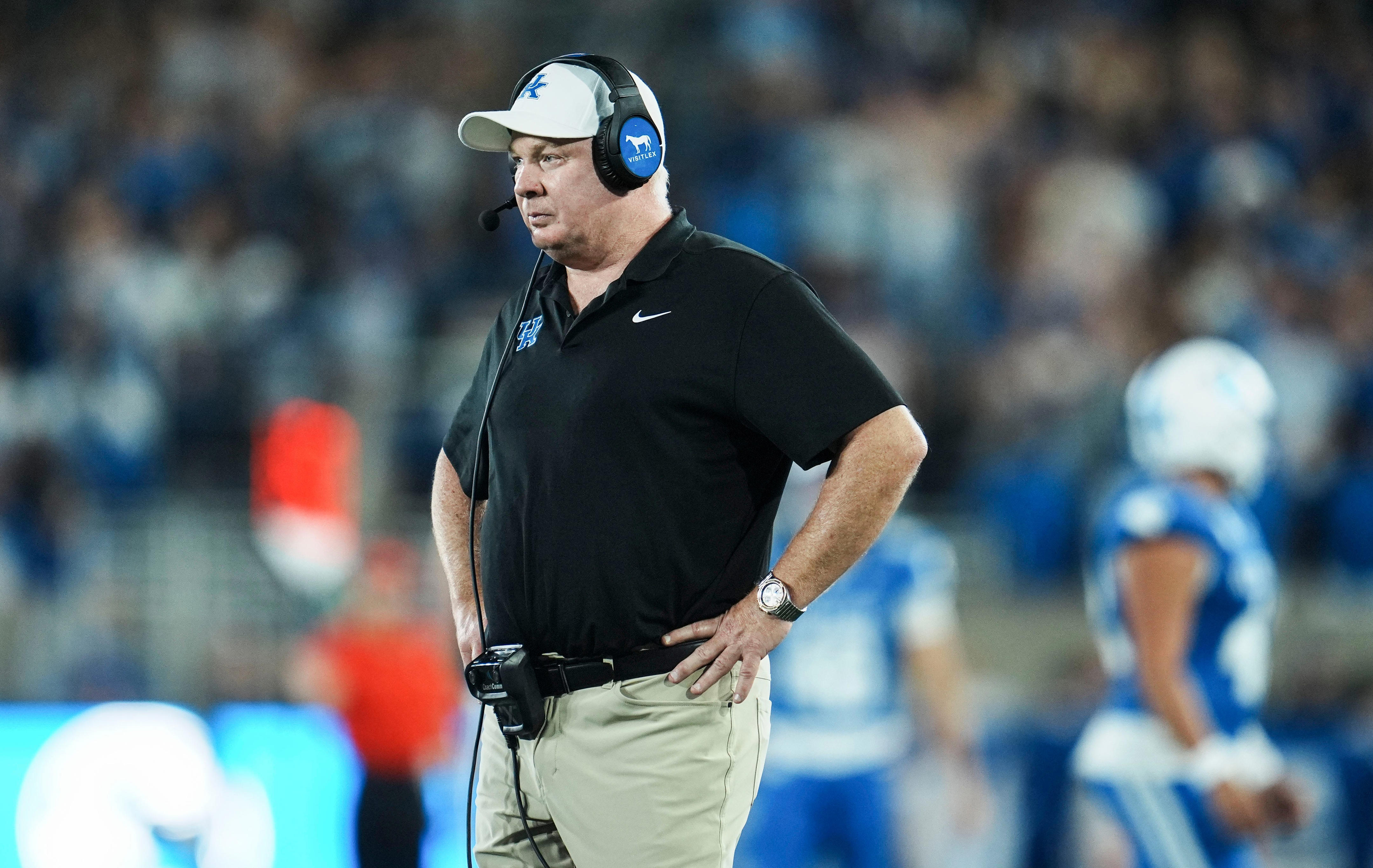 Kentucky coach Mark Stoops speaks about the Wildcats offense