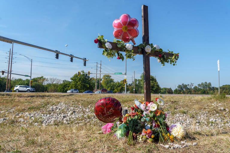 Fundraising underway for family of Marquette Heights teen killed in ...