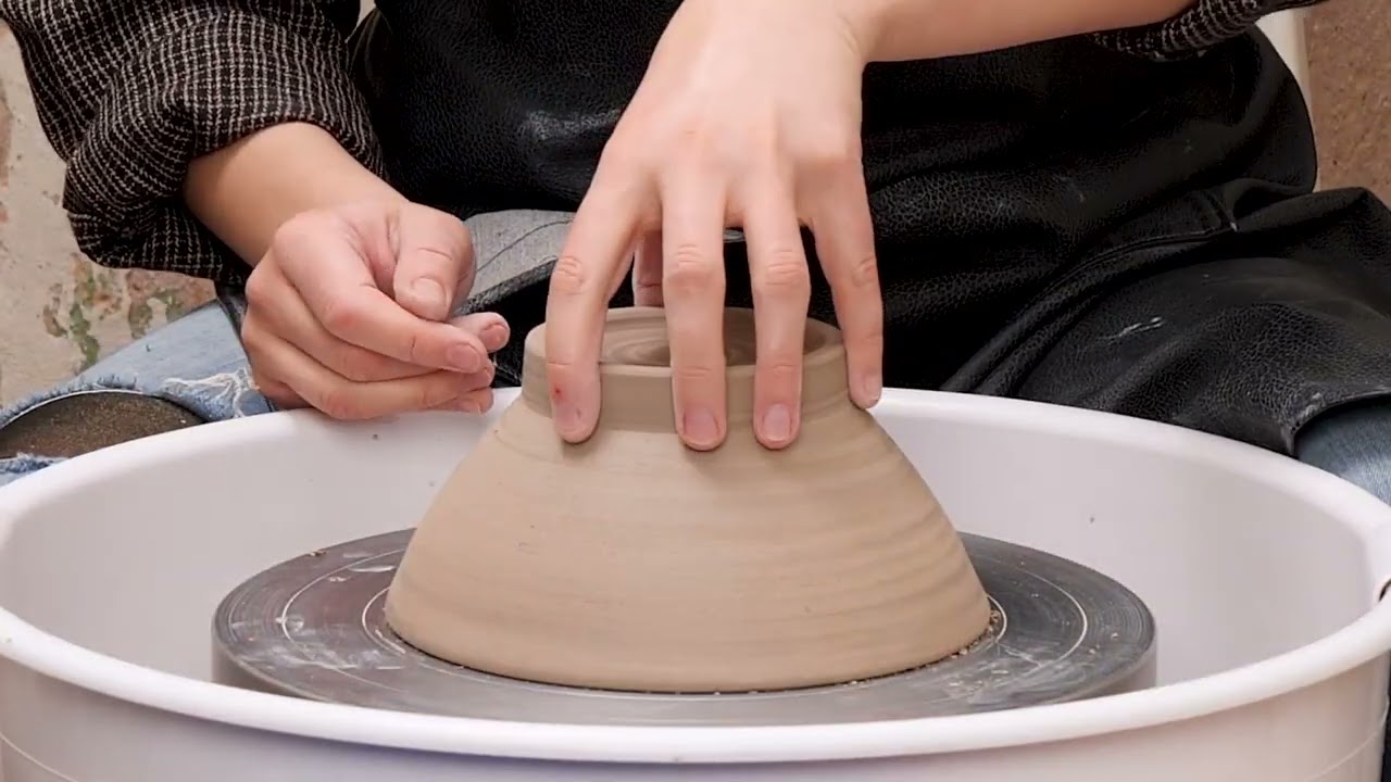 Pottery Techniques for Beginners: DIY Guide