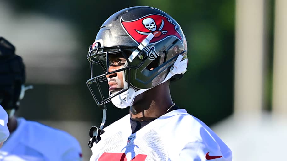 Buccaneers rookie finally making his much-awaited debut against Texans