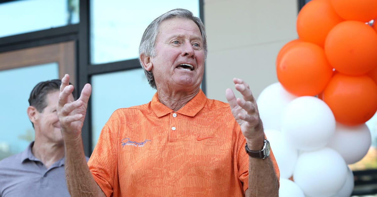 Steve Spurrier points out Brian Kelly ripping Garrett Nussmeier: ‘I ...