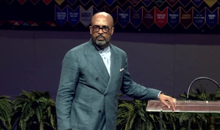 Frederick D. Haynes III cleared to return to Dallas megachurch after ...