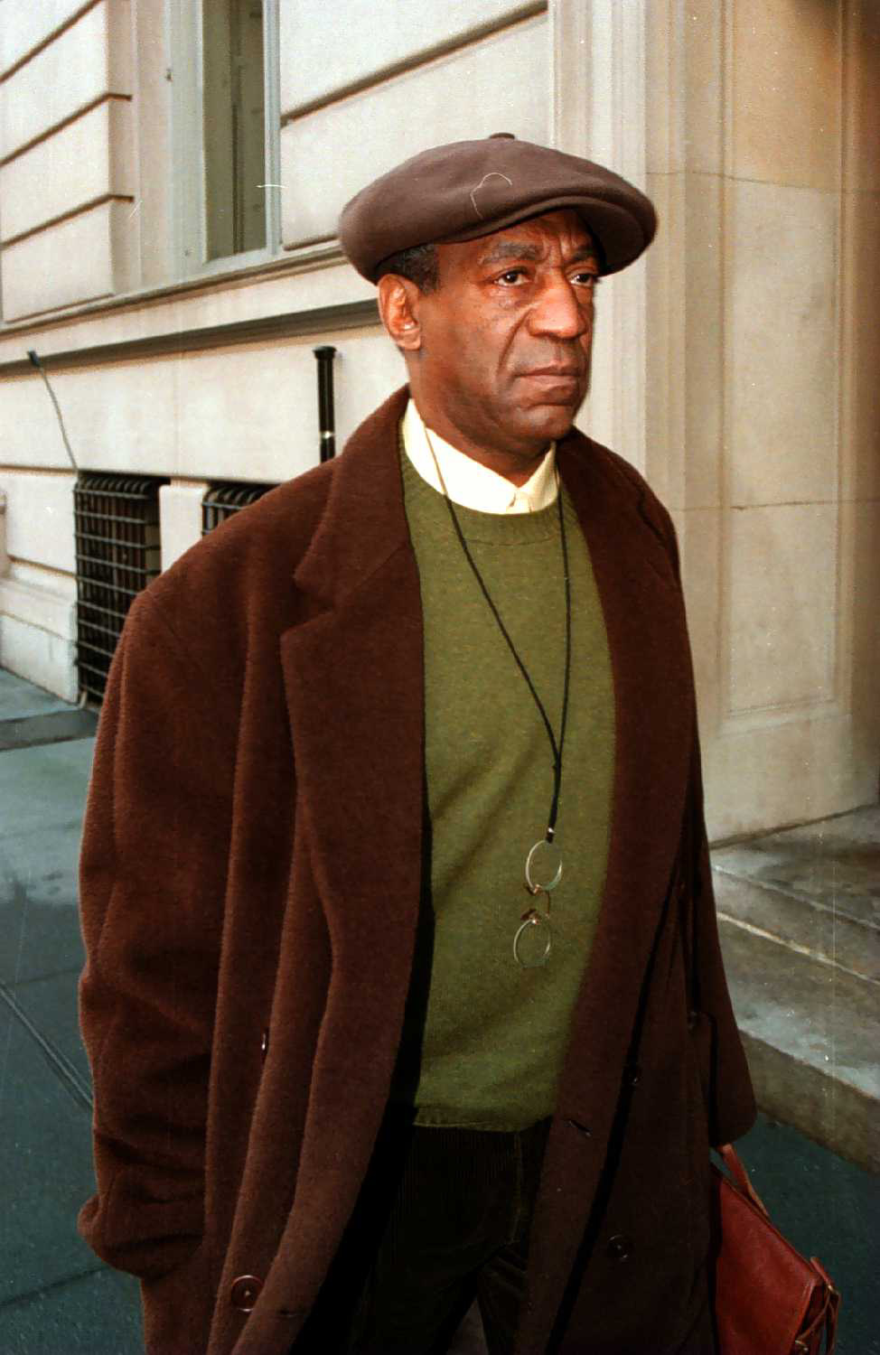 Bill Cosby’s NYC townhouse, in foreclosure, finds buyer after less than ...