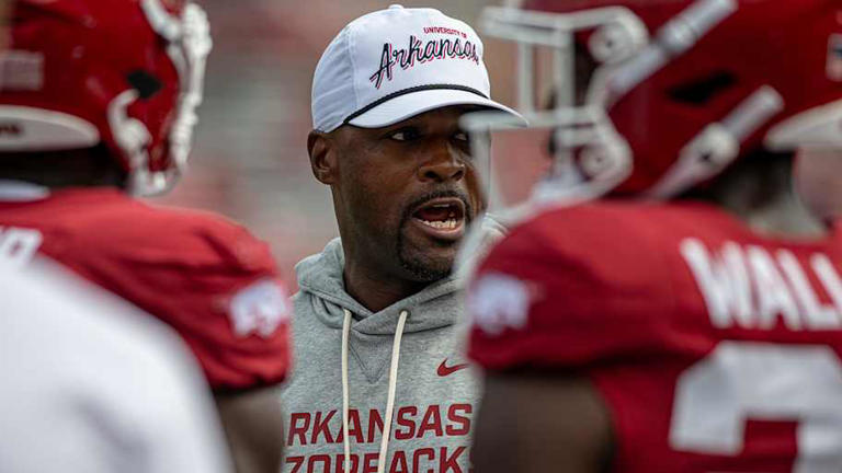 Arkansas trying to simplify defense after poor showing against Ole Miss