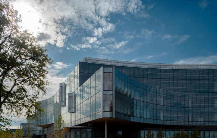 Ford Demolishing ‘Glass House’ As New Headquarters Nears Completion