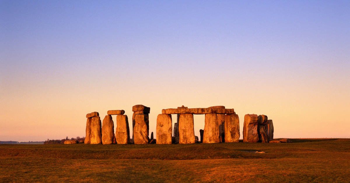 Archaeologists stunned by 9,000-yr-old 'Stonehenge' under Lake Michigan