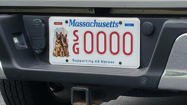 New Massachusetts license plate honors K9 officers and handlers