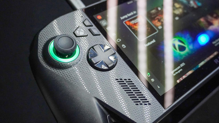 Microsoft alters how Xbox controllers access the Task menu in Windows ...