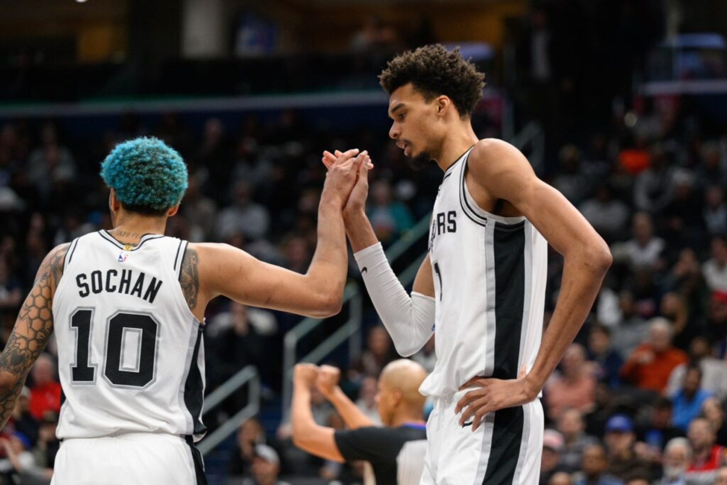 Spurs Quietly Add Depth; Can They Contend in the West?