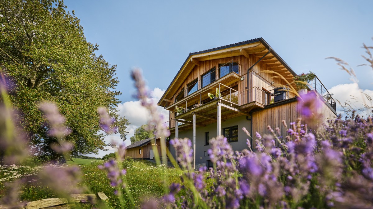 Dein exklusives Traumhaus im Bayerischen Wald – Wert 2 Millionen Euro