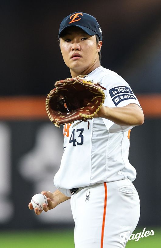 154km 돌직구만 있나, 송성문도 얼어붙게 한 커브…정우주 첫 선발, 절반의 성공이었다