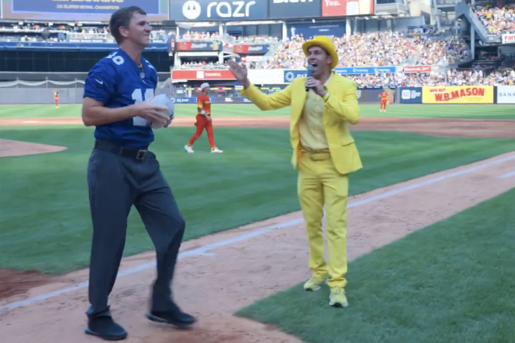 Watch Eli Manning’s surprise appearance at Savannah Bananas game after ...