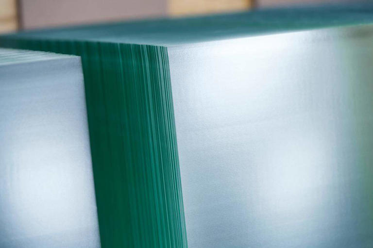 This Central KY factory will make glass for every iPhone and Apple Watch