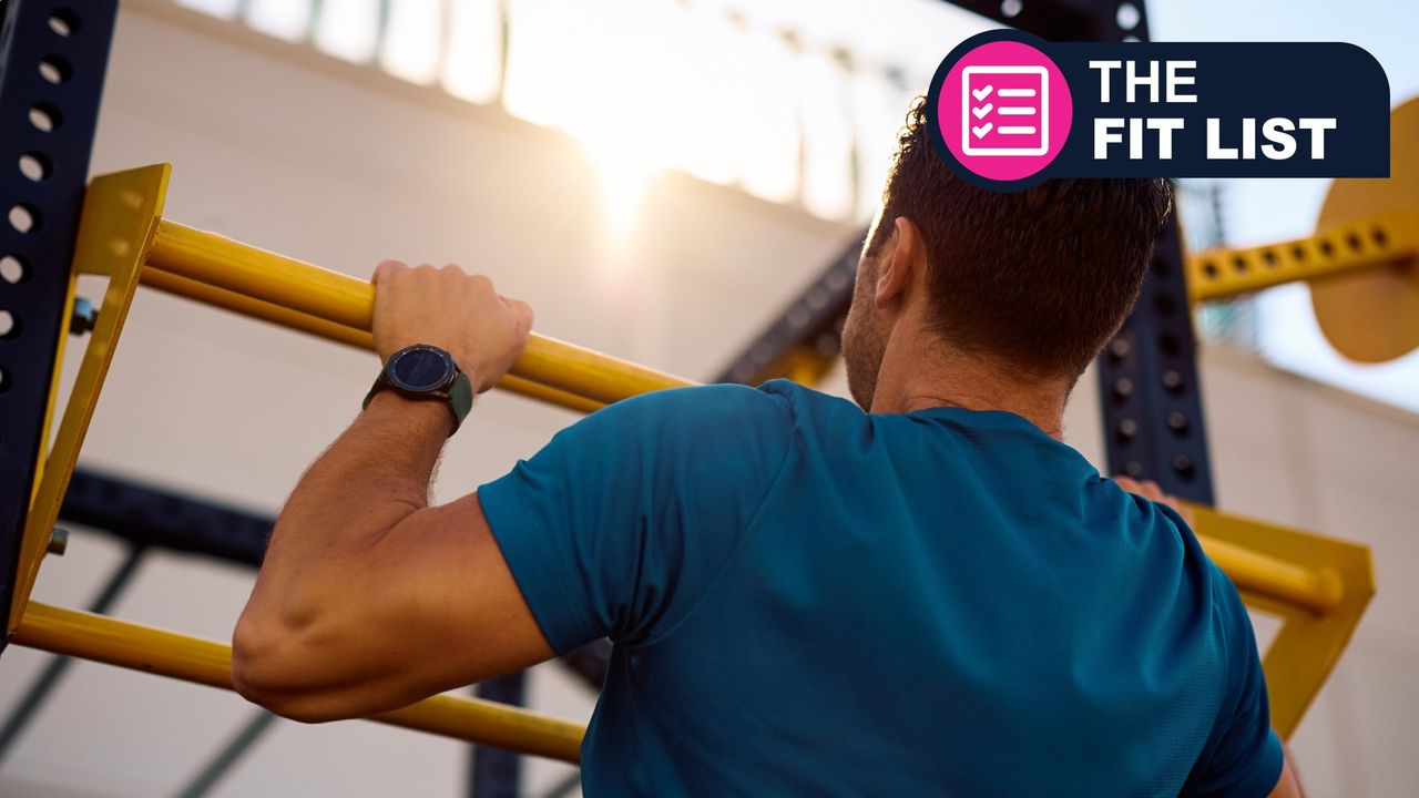 3 simple tricks I used in the gym to hit my first set of 10 strict pull-ups