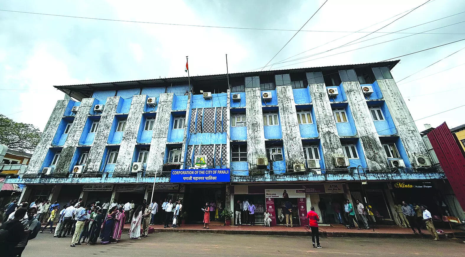 With no alternative space yet, work on new CCP office lags