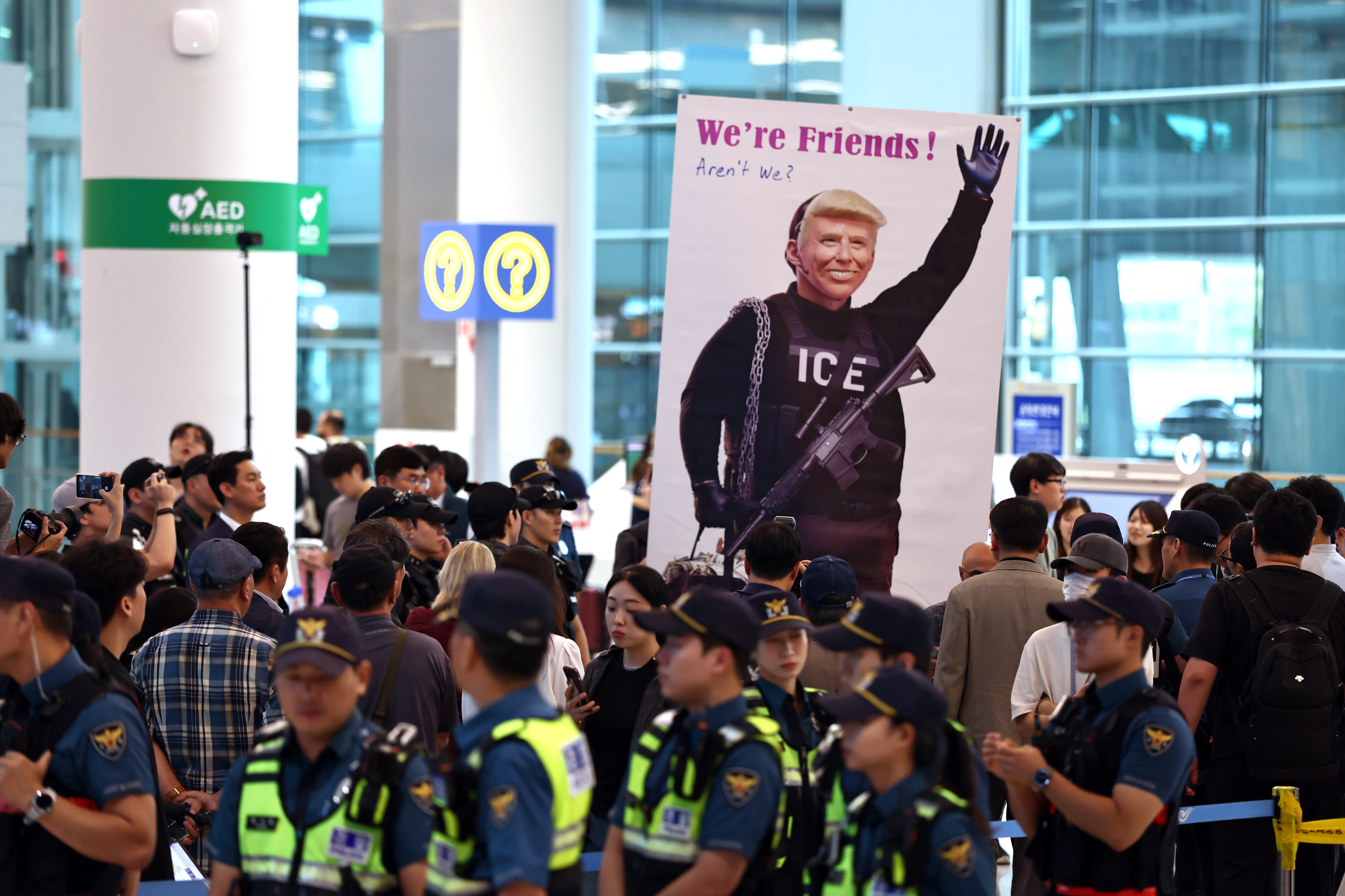 Trump says foreign workers are ‘welcome’ after ICE raid in Georgia ...