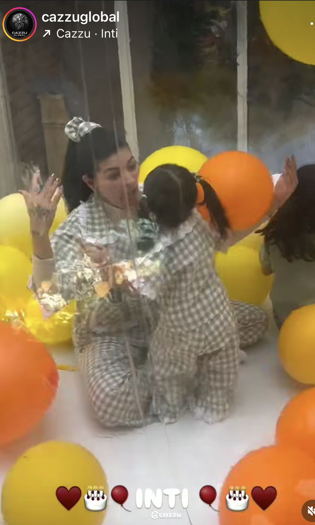 Cazzu y la tierna foto de su hija Inti con la que reafirma su identidad ...