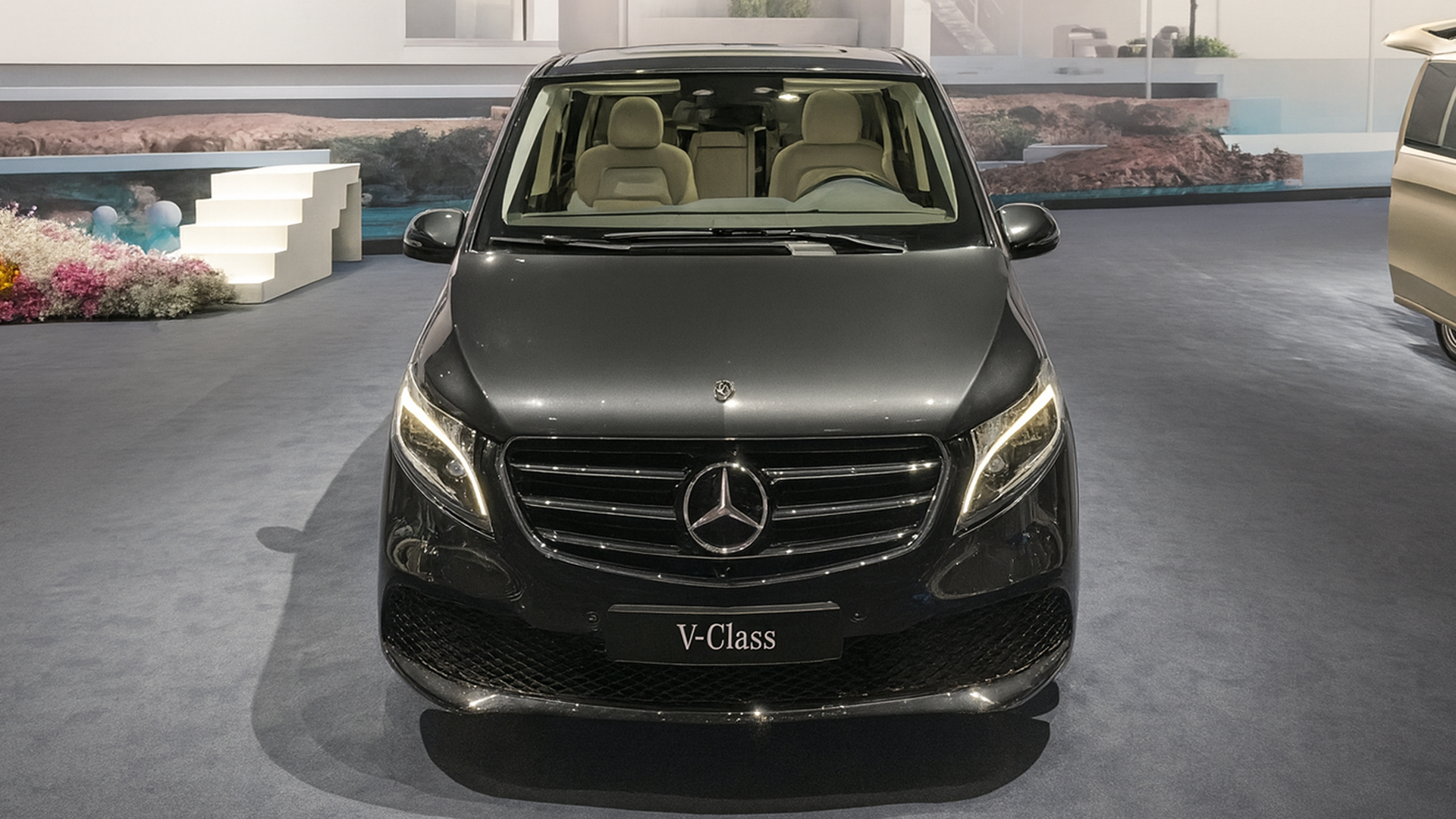 Mercedes V-Class Review – Luxury Van Experience