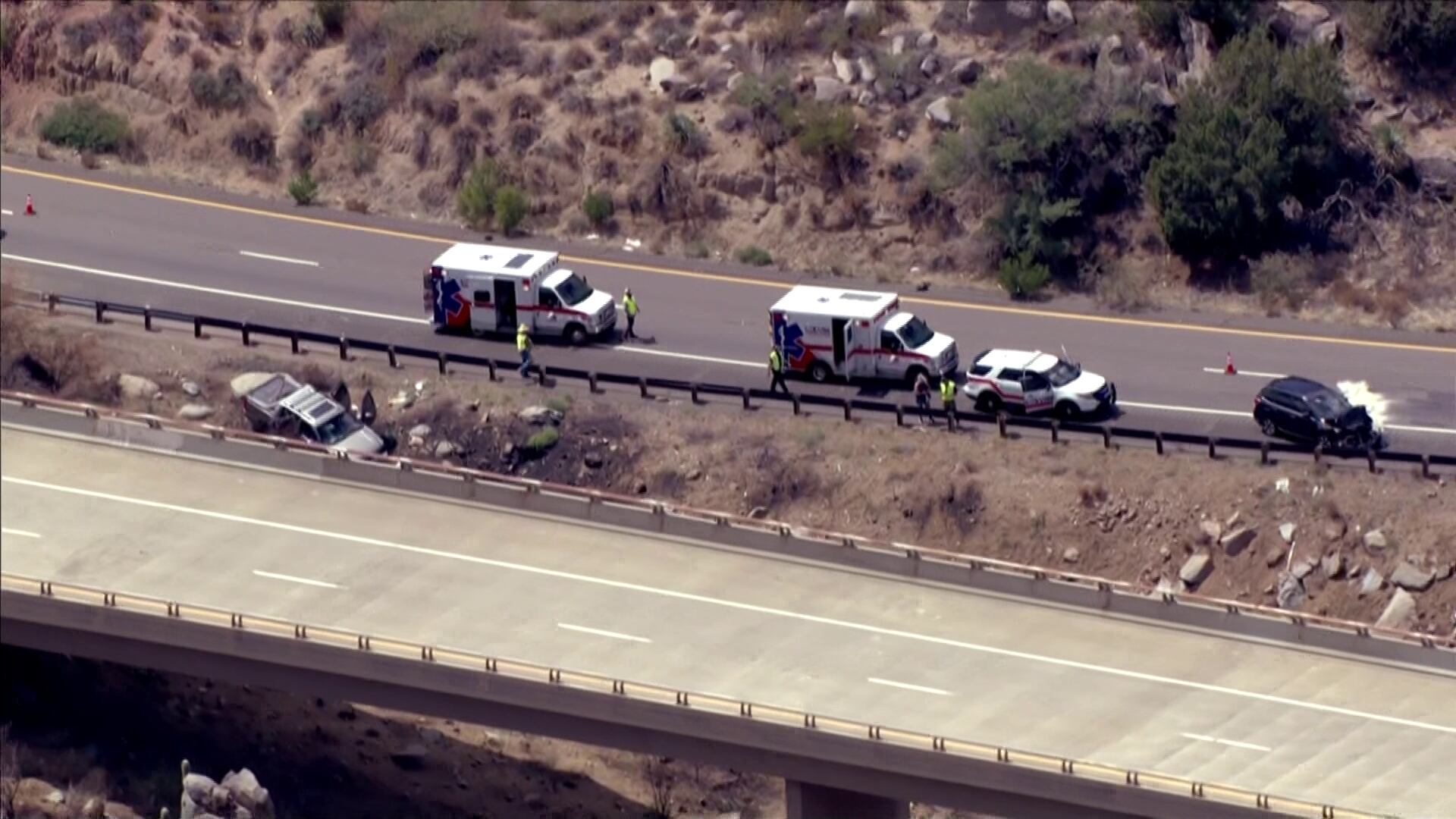 Injuries reported after 2 collisions along SR 87 near Sunflower