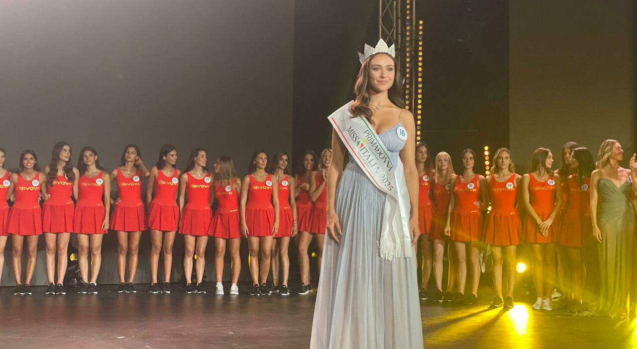 Miss Italia 2025 è Katia Buchicchio, 18enne della Basilicata: «Dedico ...