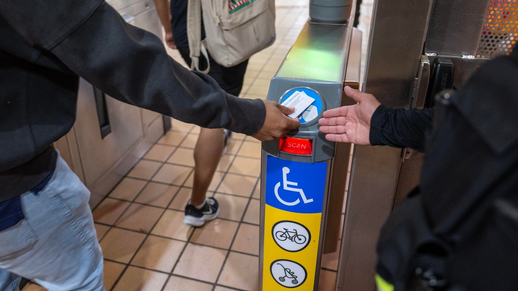 Crime on Los Angeles Metro rail lines spikes after Tap-to-Exit system ...