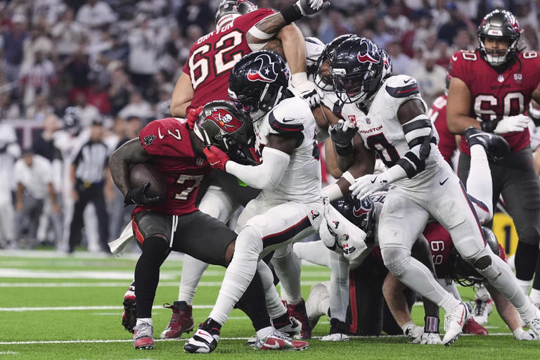 Texans lament missed opportunities in loss to Buccaneers that drops ...