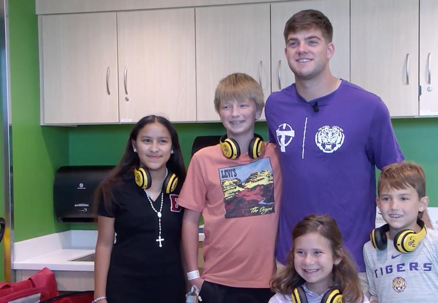 LSU quarterback Garrett Nussmeier brings smiles to children at Our Lady ...