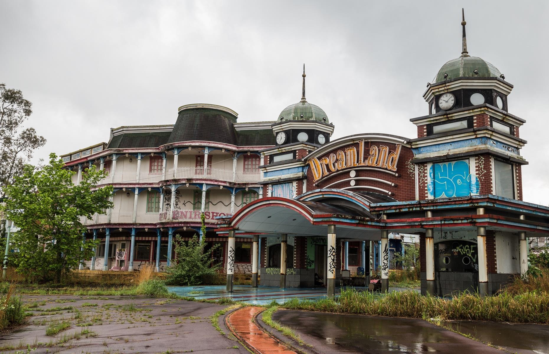 Are these the world's spookiest abandoned buildings?