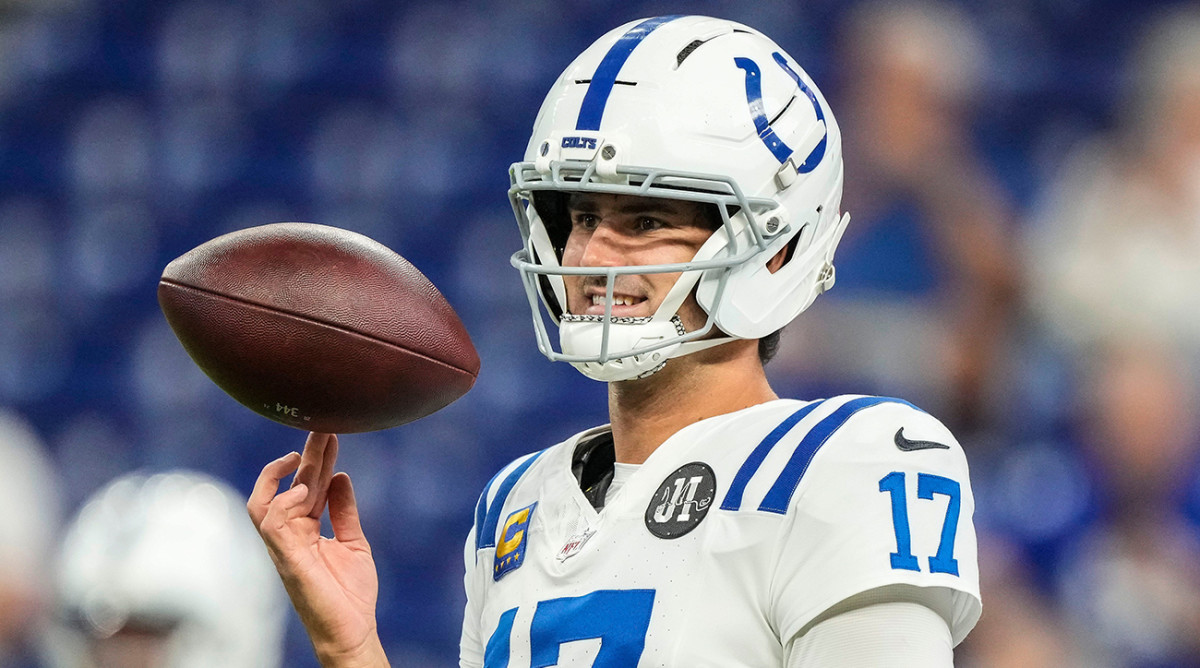 Daniel Jones Catches Attention With Behavior During Postgame Interview ...