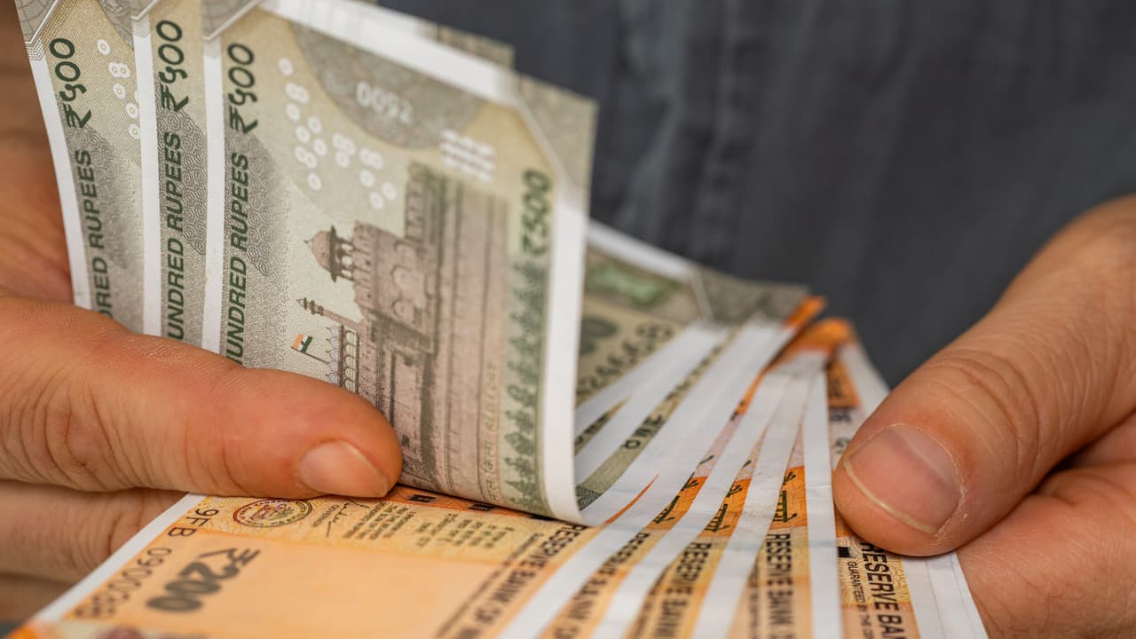 Money horoscope, December 26: Big opportunities for financial gains today