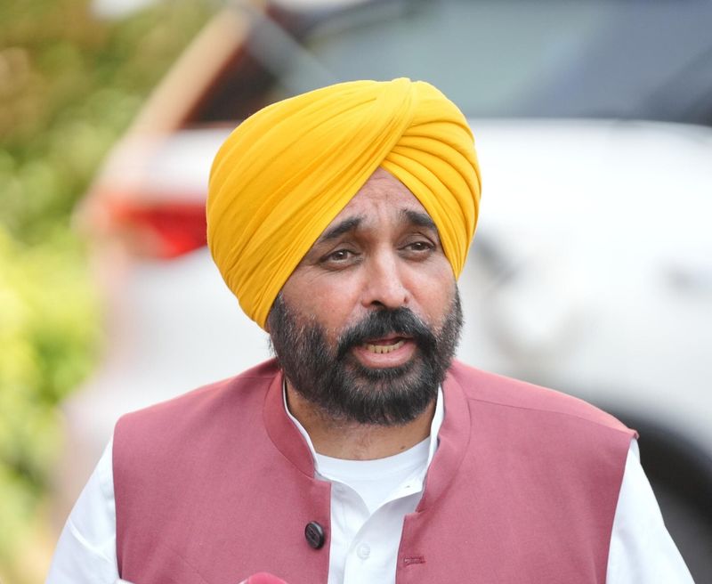 Centre okay with Pak cricket ties but denies Sikh jatha visit to ...