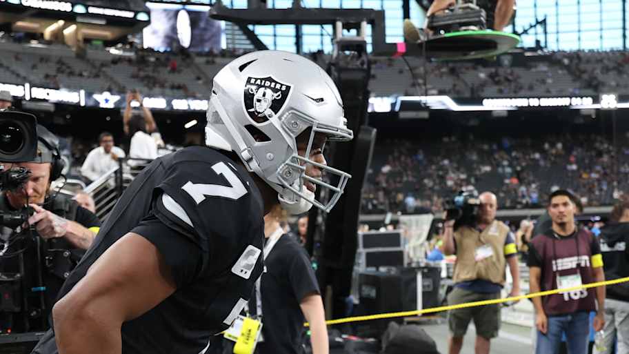 Raiders' Suffer Horrible Blow on Monday Night Football