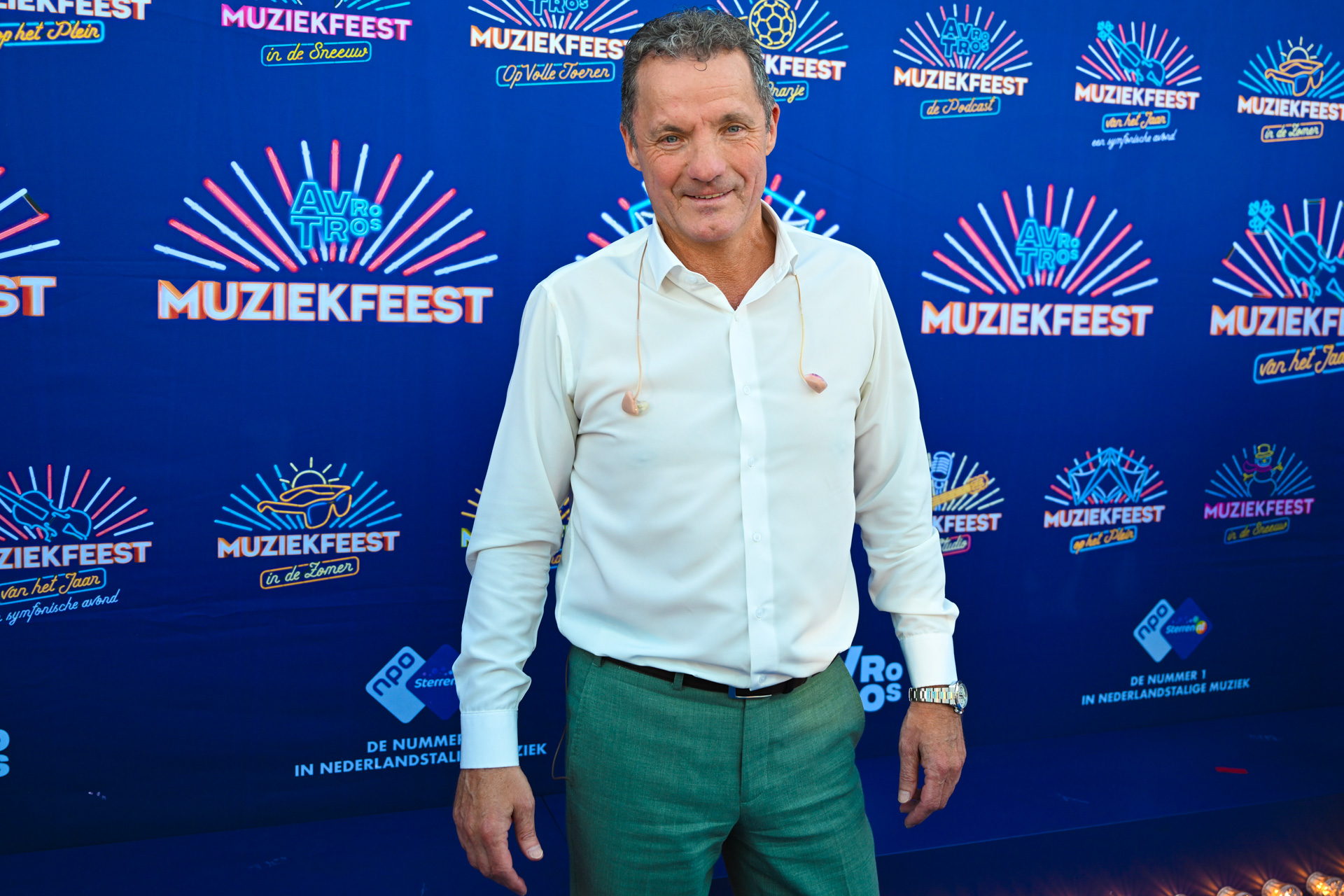 John de Bever: "Hij kan helemaal niet zingen"