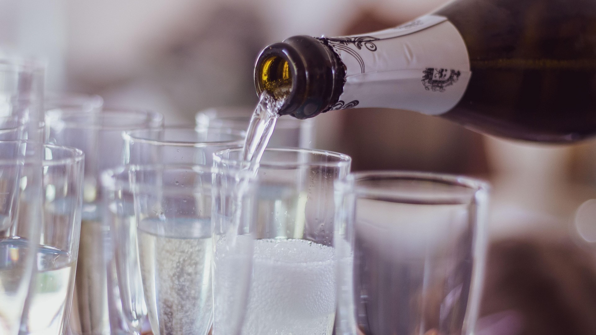 Costco Recalls Prosecco Over Bottle Explosion Risk
