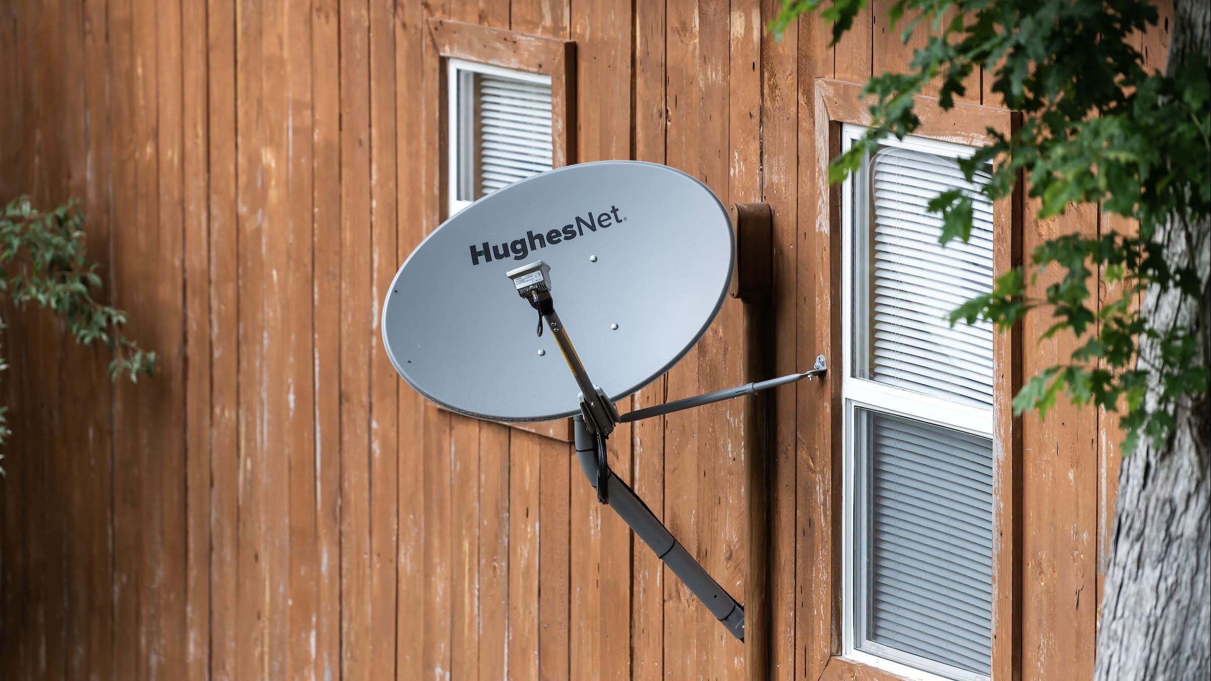 Hughesnet Exec Admits SpaceX Is the Leader in Satellite Internet
