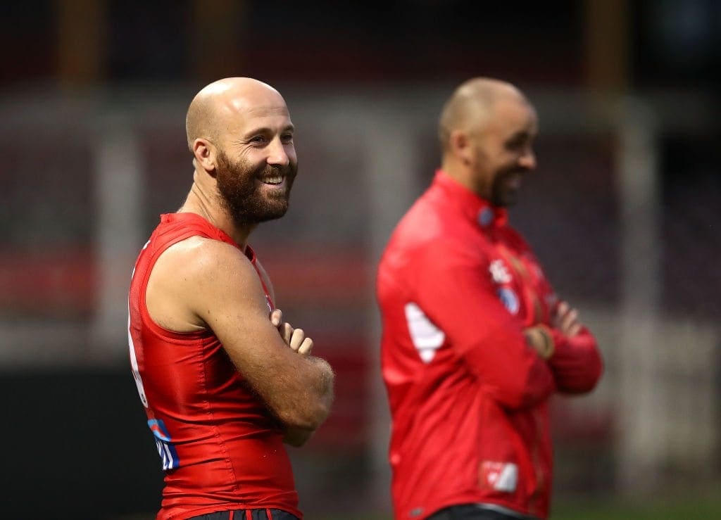 Swans champion and VFL coach departs Sydney