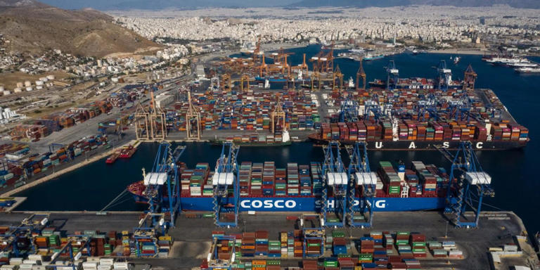 Economist: Ο Πειραιάς και η Ελευσίνα κομβικά λιμάνια στον παγκόσμιο ...