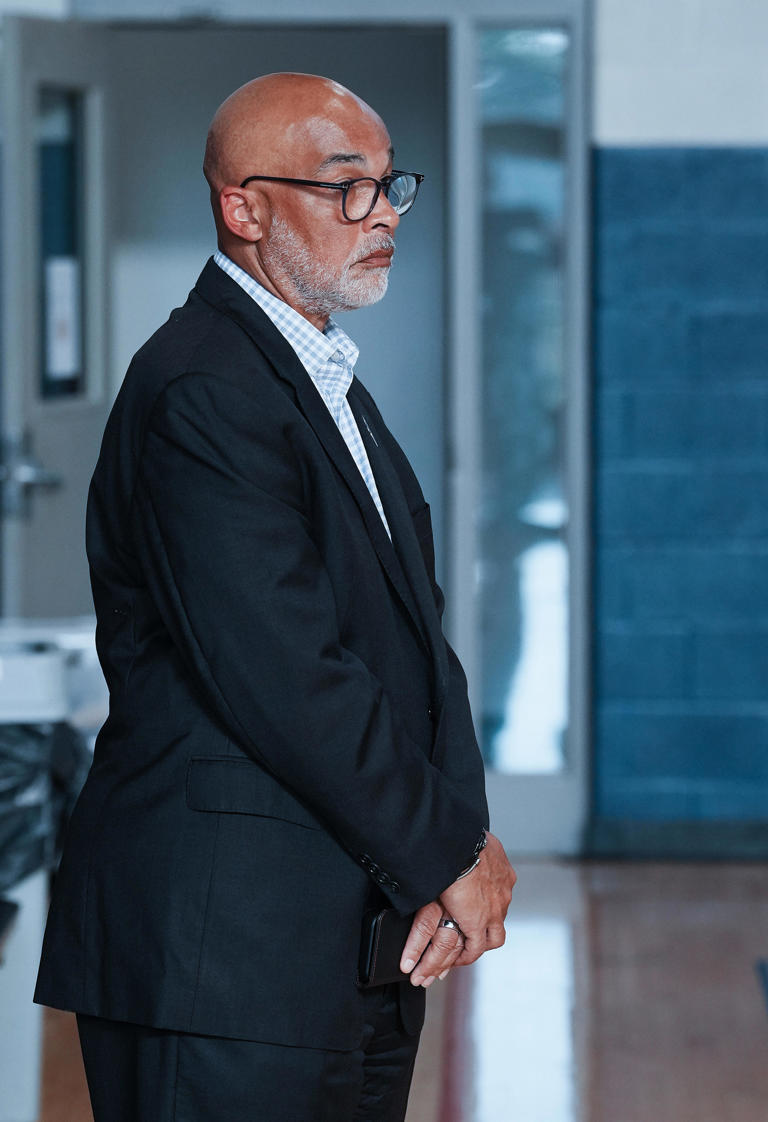 Two finalists pitch plans to monitor Louisville police department reforms