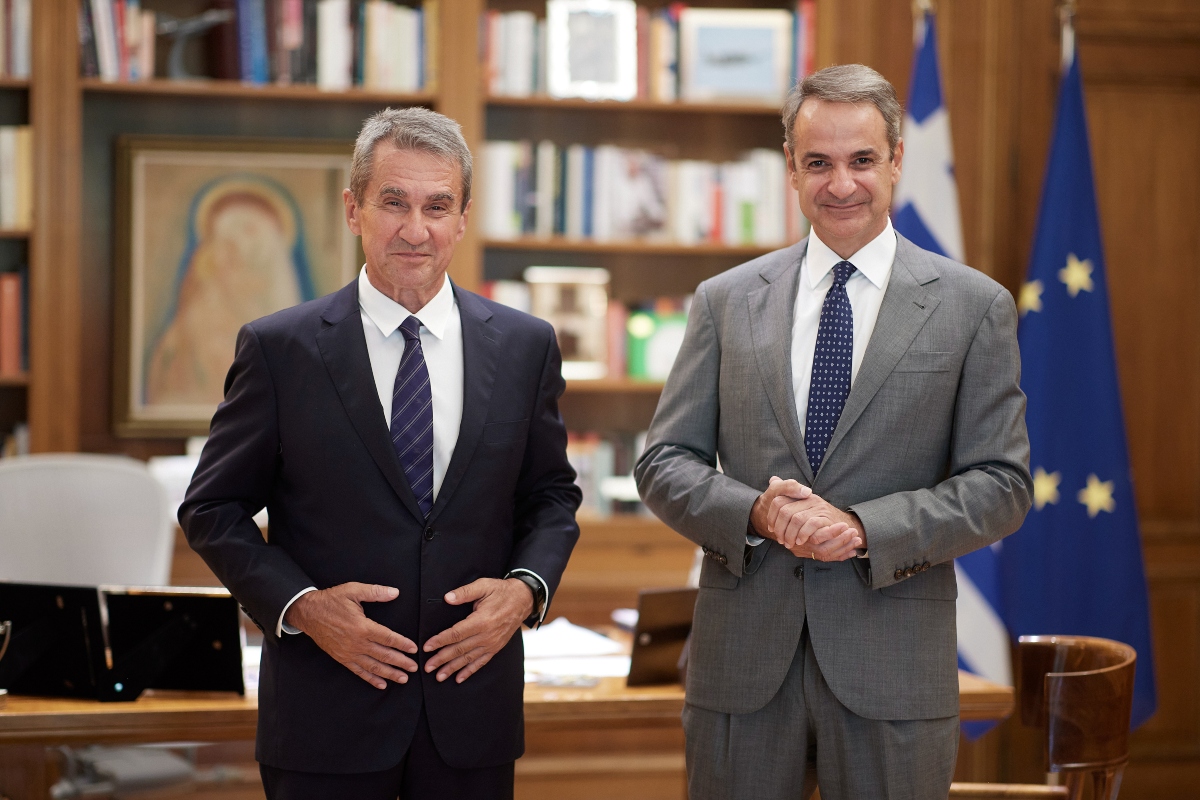 Πέσαμε απ’ τα σύννεφα: Ο Ανδρέας Λοβέρδος προσχωρεί επίσημα στη Νέα ...